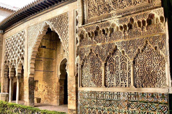 Guided visit to the Alcázar of Seville without queues - Practical Tips