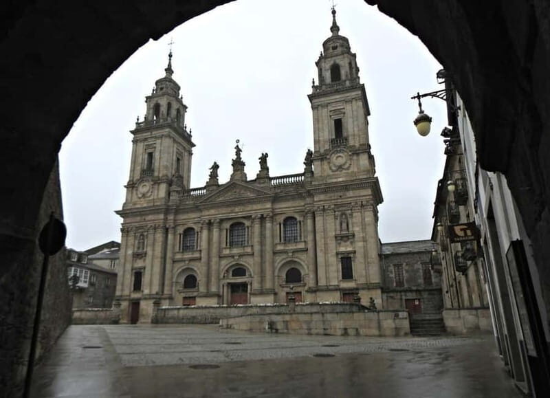 Guided visit to the Cathedral of Lugo with entrance tickets - FAQ