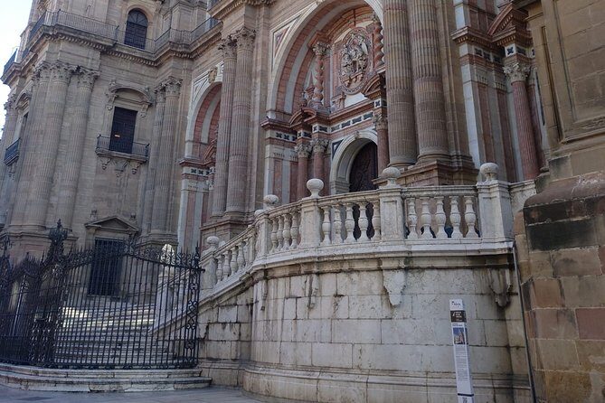 Guided visit to the Cathedral of Malaga and its surroundings - Practical Details: What to Expect