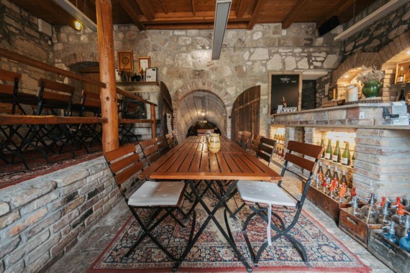 Guided wine tasting at Rókusfalvy Estate - Authenticity and atmosphere