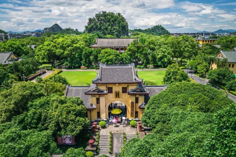 Guilin: 1-Day Private Guided Tour with Entry Tickets - Visiting Elephant Trunk Hill