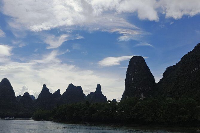 Guilin City Full-Day Private Tour - What Travelers Can Expect Day-to-Day