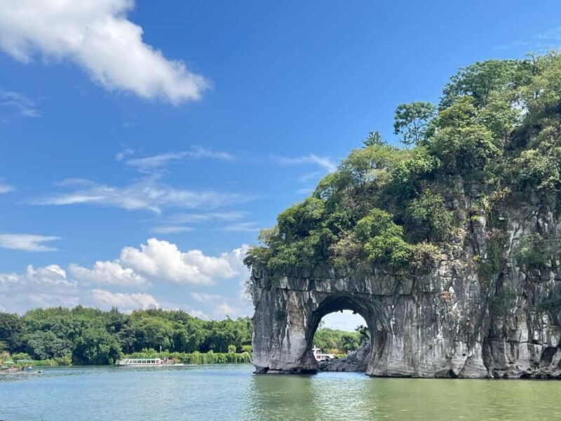 Guilin: Elephant Trunk Hill, Sun Moon Towers & Cave Tour - Key Points