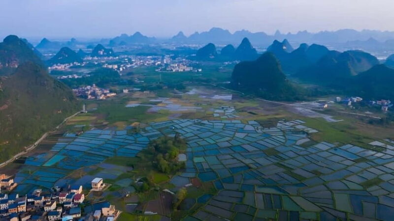 Guilin: Huixian Wetland Boat Ride & Glass Fields Tour - The Itinerary: What You’ll Experience and Why It Matters