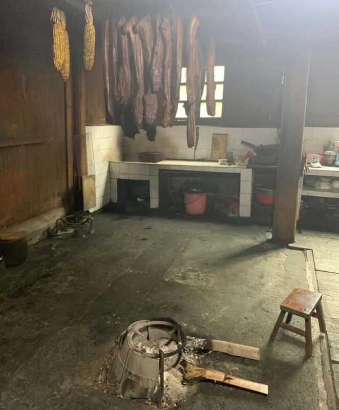 Guilin: Longji Rice Terraces & Minority Villages 2-Day Tour - Scenic Walks through the Rice Terraces