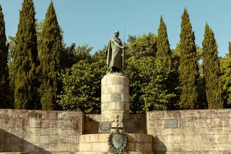 Guimarães: Highlights and Hidden Gems Walking Tour - Why We Think This Tour Works Well