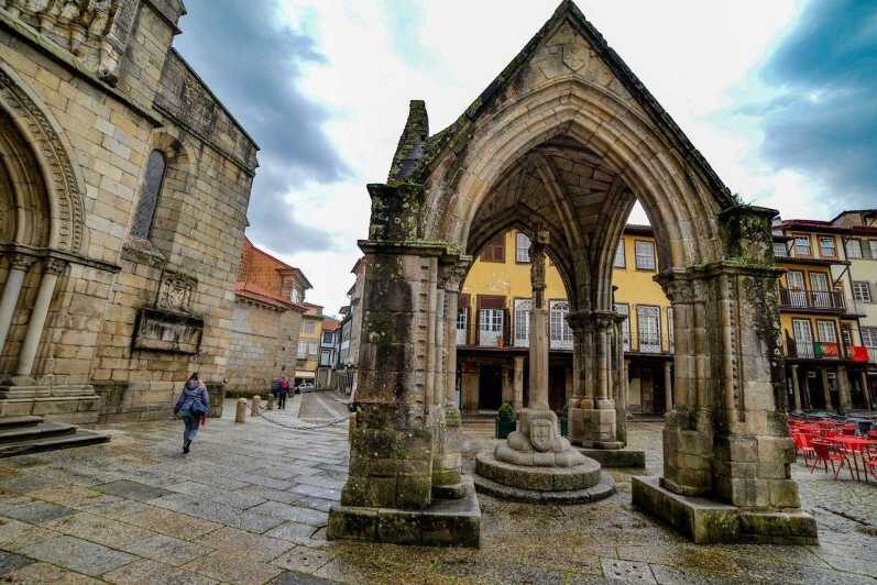 Guimaraes Local Tours ; Visit the Castle , Palace and City - An in-depth look at the Guimarães Tour