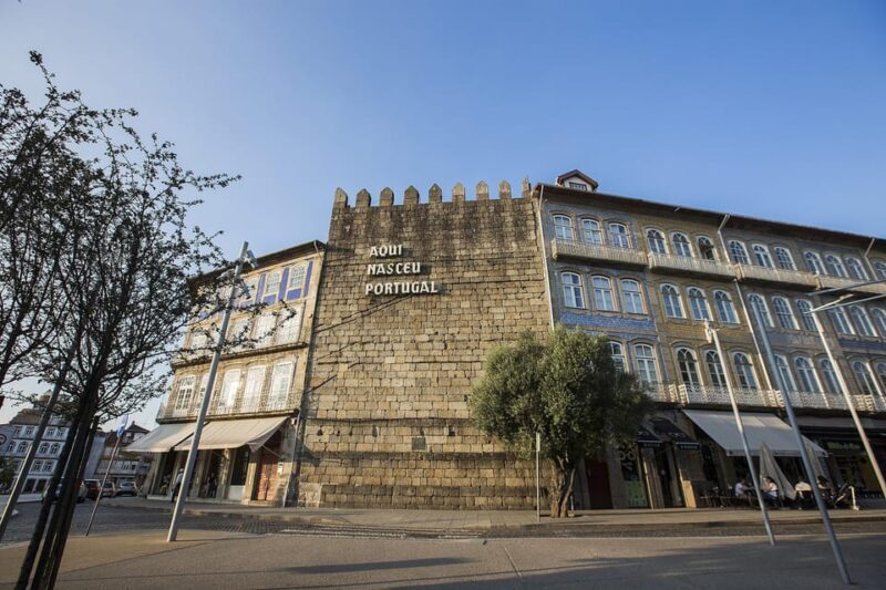 Guimaraes Local Tours ; Visit the Castle , Palace and City - FAQs