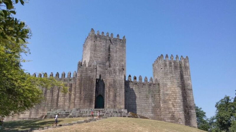 Guimarães Tour(4Hours): From Oporto;City Tour- Half Day Trip - Key Points
