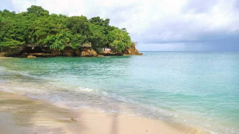 Guimaras: Private Land Tour with Lunch and Transfers - Who Should Consider This Tour?