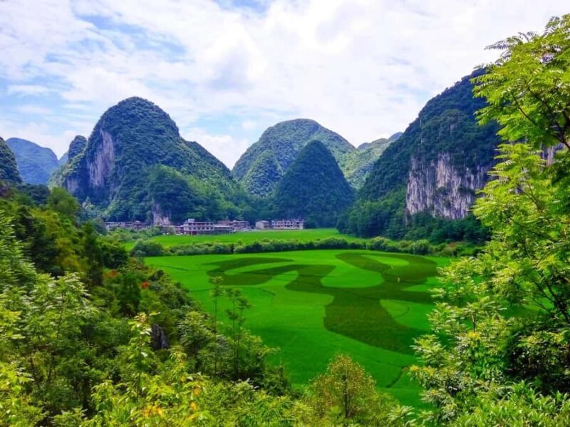 Guiyang: Dragon Palace & Tianlong Tunbao Private Day Tour - Key Points