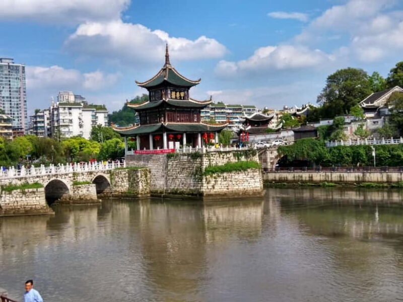 Guiyang Guided City Tour Including Hotel Pickup - Who Will Love This Tour?