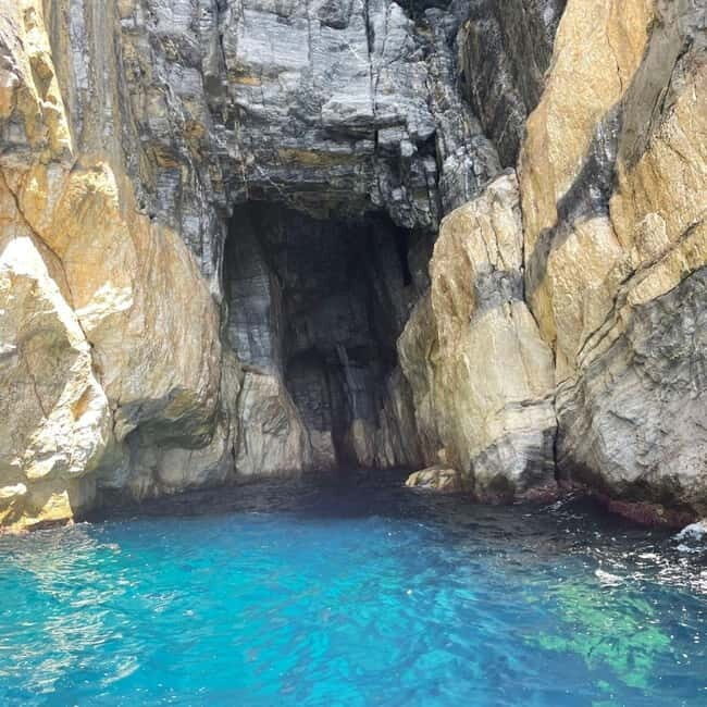 Gulf of Poets: Private Boat Tour from Fezzano, La Spezia - Key Points