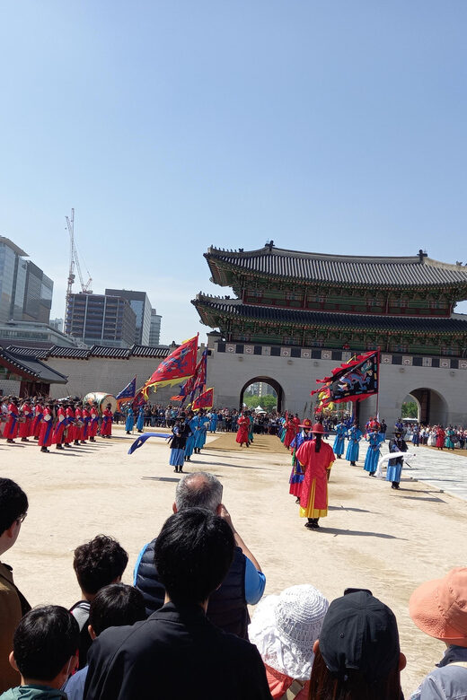 Gyeongbokgung-Folk Museum-Bukchon-Gwangjang market - FAQ