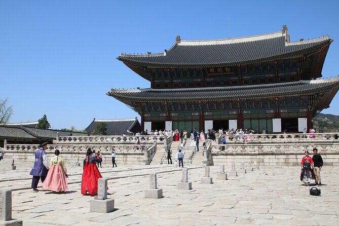 Gyeongbokgung Palace Web Guide and Room Escape Tour Ticket - Who Will Enjoy This Tour?