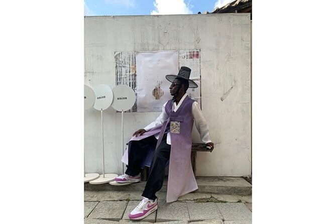 Gyeongbokgung to Bukchon in Hanbok Photography Walking tour - Who Will Love This Experience?