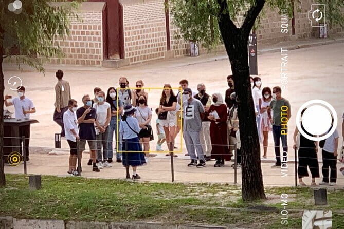 Gyeongbokgung Unveiled: A Tour with an Former Official Guide - Discovering Seoul’s Historic Heart