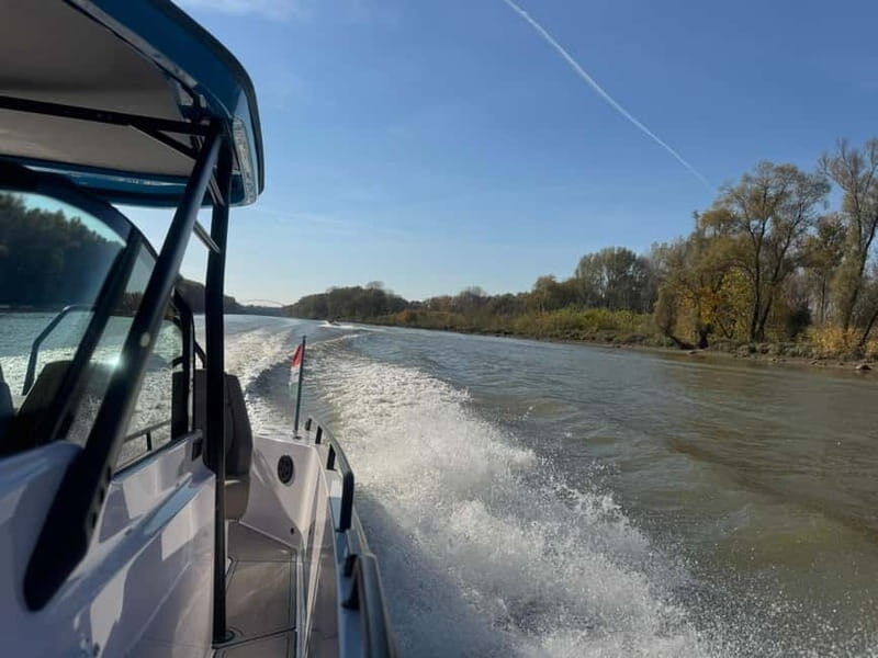 Gyr: 2-Hour Private Boat Sightseeing Tour - Frequently Asked Questions