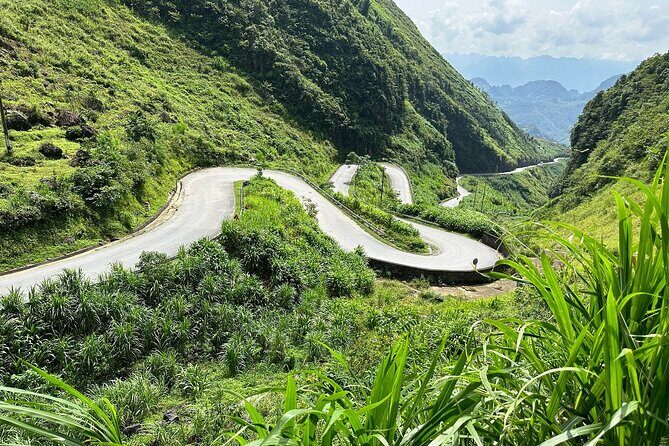 Ha Giang Comfort Car Ride 4D3N - The Itinerary Breakdown