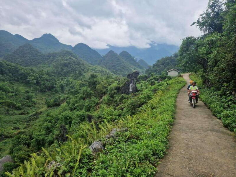 Ha Giang Loop 4D3N Mama's Homestay - Day 3: Crossing the Ma Pi Leng Pass – Dramatic and Unforgettable
