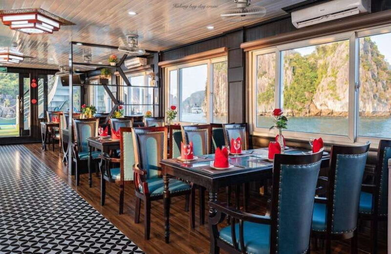 Ha Long bay 1 day: Kayak, Swim, Surprise Cave, Titov island - Introduction: The Tour Overview