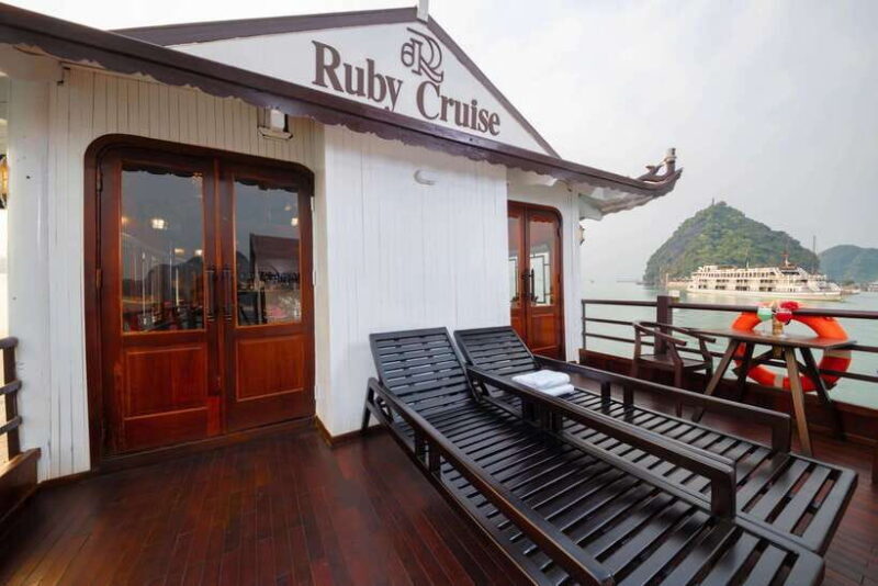 Ha Long Bay 2 Days 1 Night on 3-stars Cruise from Ninh Binh - Who Should Consider This Tour?