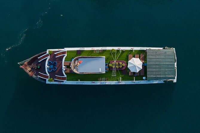 Ha Long Bay 2 Days 4 Star - Day 2: Cave Exploration and Natural Wonders