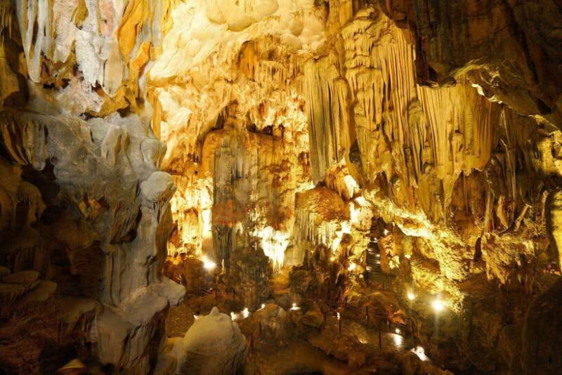 Ha Long Bay: 4.Hour Cruise with Caving, Kayaking, & Lunch - Why This Tour Offers Value