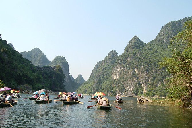 Ha Long Bay Cruise Day Tour - Kayaking, Swimming & Lunch - The Experience: What Travelers Can Expect