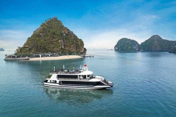 Ha Long Bay Day Cruise from Hanoi-Buffet, Kayak and Sunset Party - An Overview of the Tour
