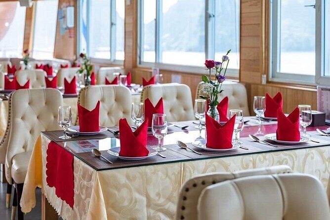 Ha Long Bay Day Cruise from Hanoi-Buffet, Kayak and Sunset Party - FAQ