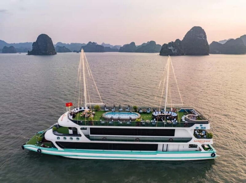 Ha Long Bay: Day Trip by 5 star Cruise, Kayaking & Swimming - Who Will Appreciate This Tour