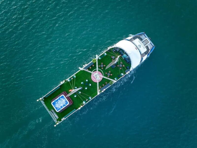 Ha Long Bay- Deluxe Day Cruise, Lunch& Kayaking&Sunset party - Key Points