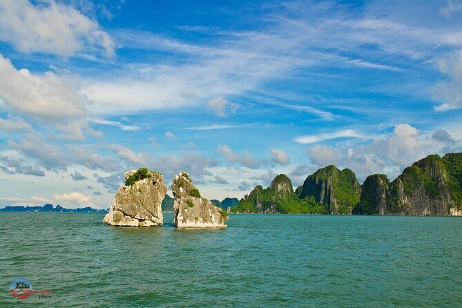 Ha Long Bay Deluxe Trip: 4 Hours Cruise, Cave Discovery and Lunch - Who Will Love This Tour?
