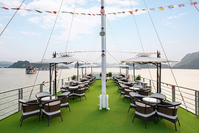 Ha Long Bay Luxury Cruise from Hanoi with Jacuzzi & Local Lunch - Who Should Consider This Tour?