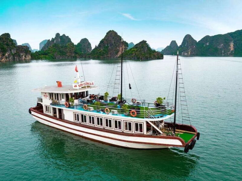Ha Long Bay Small Deluxe Cruise Day Trip With Kayak & Lunch - Key Points