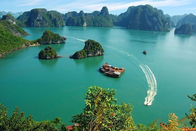 Ha Long Bay tour from Ha Noi with 6 hours cruise - Key Points