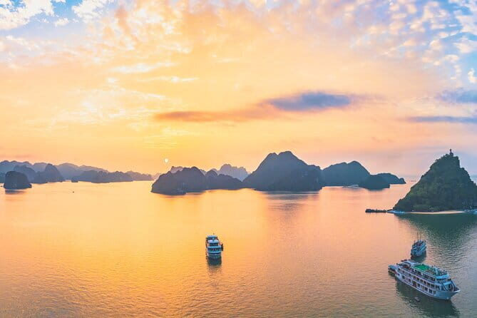 Ha Long Bay With A Private Cruise For A Full Day Tour From Hanoi - Introduction: A Tailored Day to Explore Ha Long Bay