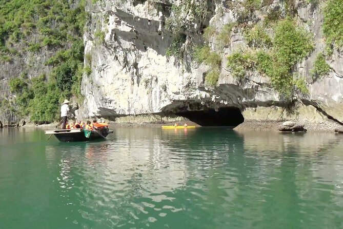 Ha Long Full Day 4-Hour Trip from Hanoi - Floating Village: A Living Cultural Scene