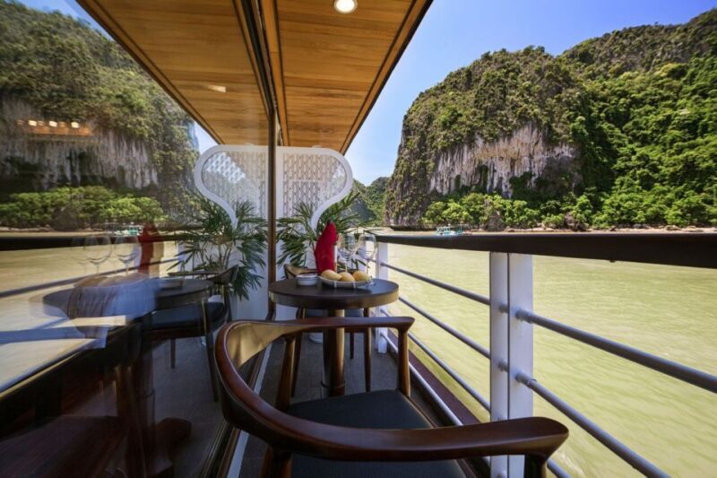 Ha Long & Lan Ha Bays: 2-Day Cruise with Meals & Kayaking - Practical Tips for Travelers