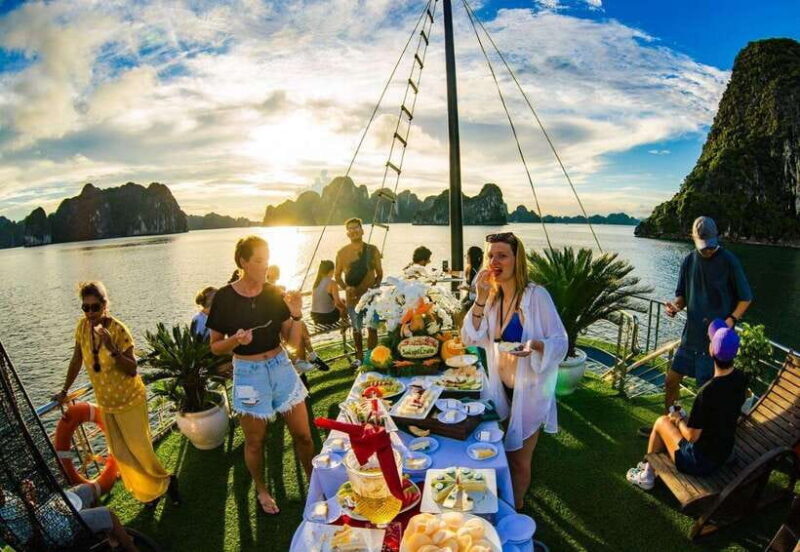 Ha Long Luxury Cruise with Kayaking, Swimming and Lunch - Introduction: A Well-Rounded Day in Ha Long Bay