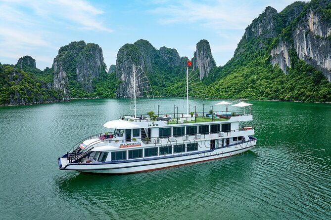 Ha Noi: Ha Long Bay 5 Star Cruise with Live Music & Buffet Lunch - FAQs