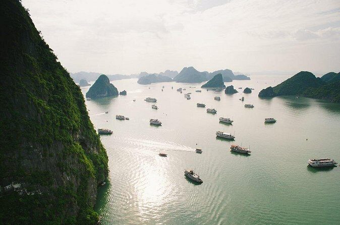 Ha Noi - Ha Long Bay By Private Car