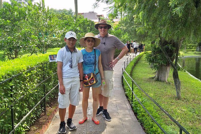 Ha Noi private city tour full day and cyclo - Key Points