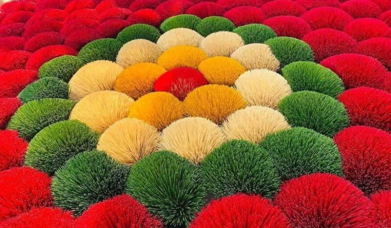 Ha Noi: Private Quang Phu Cau Incense and Hat Making Village - The Experience of Craftsmanship and Cultural Significance