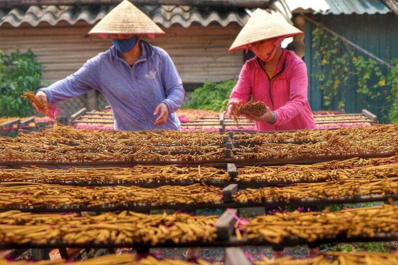 Ha Noi: Private Quang Phu Cau Incense and Hat Making Village - The Sum Up