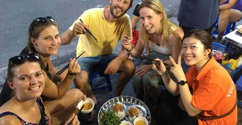 Ha Noi : Small Group Hanoi Street Food Tour - Authenticity and Value