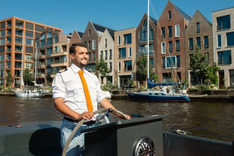 Haarlem: Sightseeing Boat Tour with Snacks and Drinks - The Sum Up: Who Will Love This Tour?