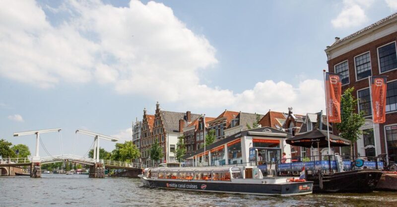 Haarlem: Sightseeing Canal Cruise through the City Center - Haarlem: Sightseeing Canal Cruise through the City Center