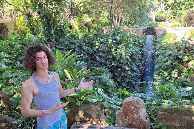 Hacienda Mucuyche & Oxkintok ruins & Cenotes: Carlota& Azul Maya - Introduction